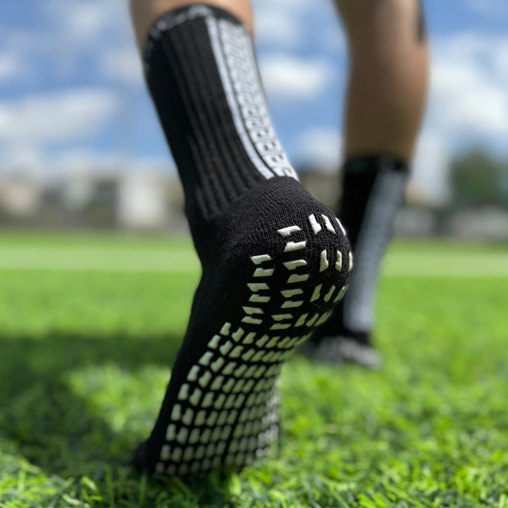 MEDUCA "GOAT" Grip Socks - Black – MEDUCA | Football, Freestyle ...